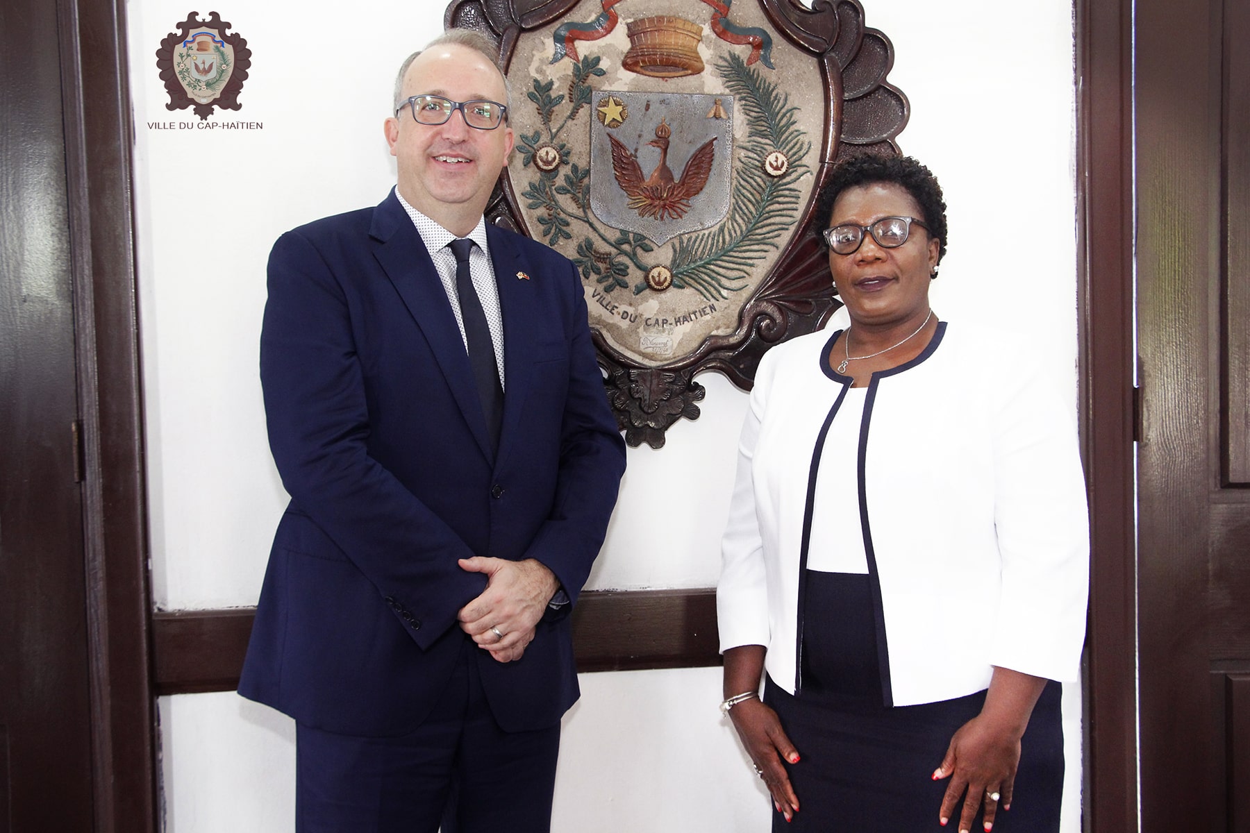 Visite De Courtoisie De Lambassadeur Du Canada En Haïti à La Mairie Du